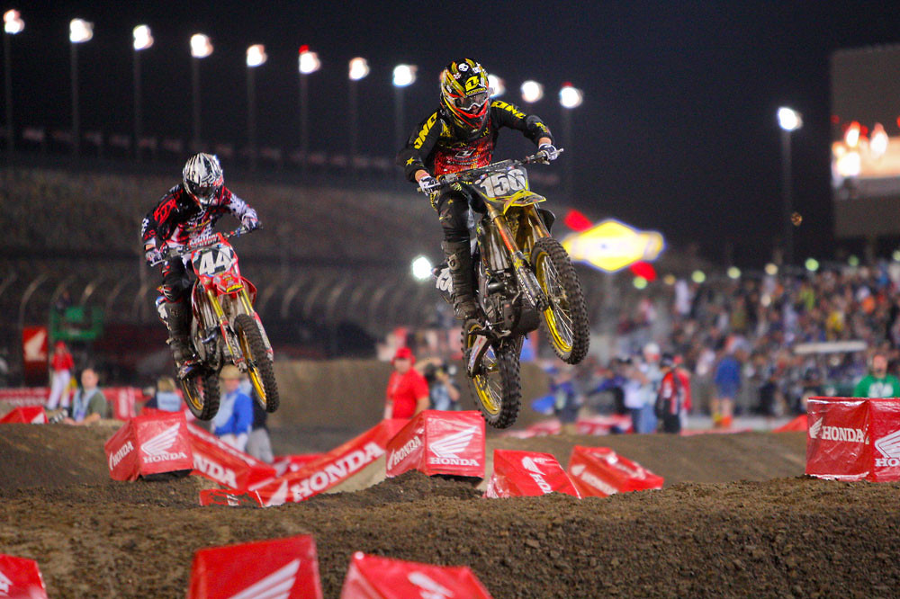 Life Inside the Supercross Circuit - Motocross Feature - Vital MX